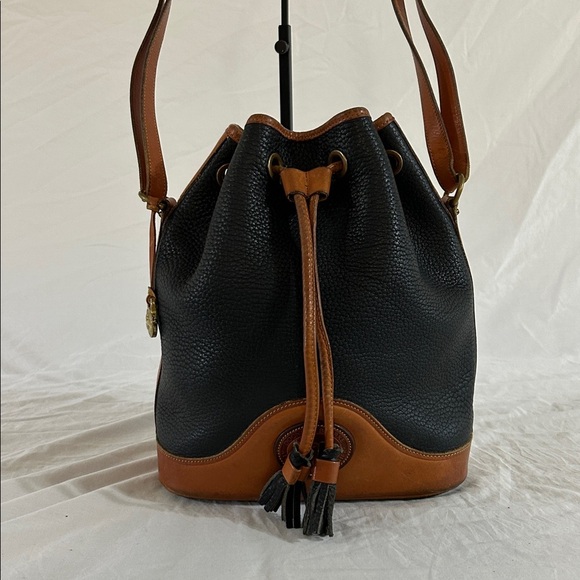 Dooney & Bourke | Bags | Authentic Dooney Bourke Vintage Drawstring ...